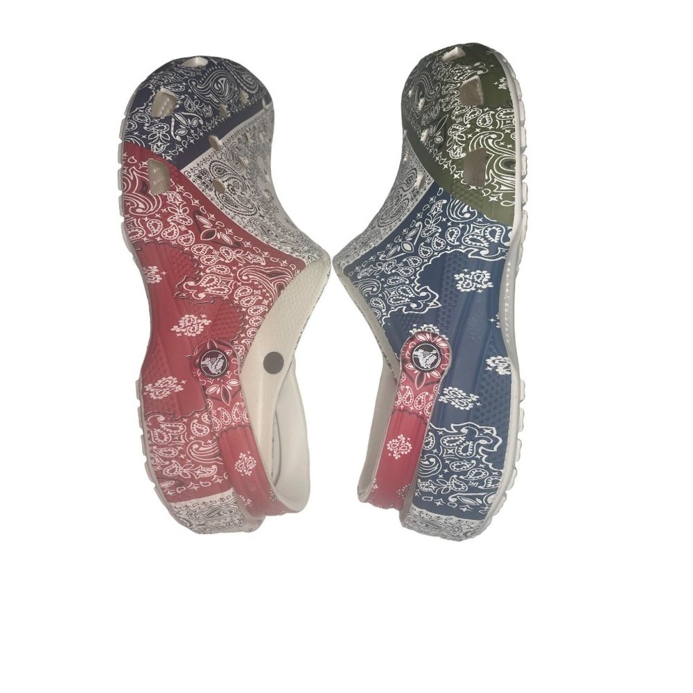 Crocs Mens Classic Bandana Clogs Multi-Color Size 12 - Gem